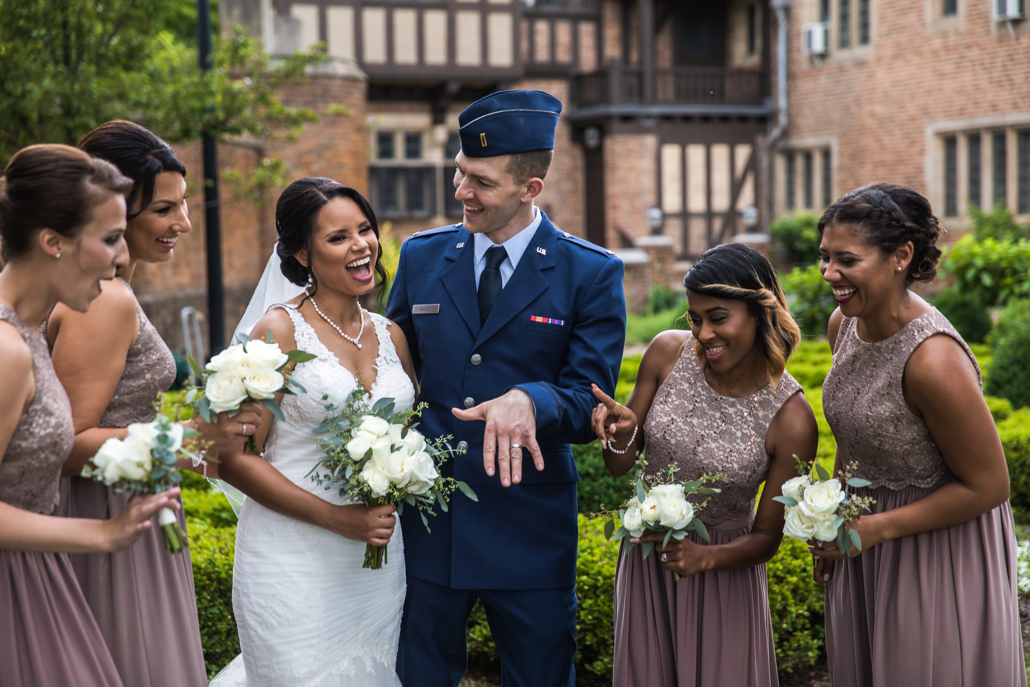 Oh How Those Stems Transcend | Flower Moxie Review