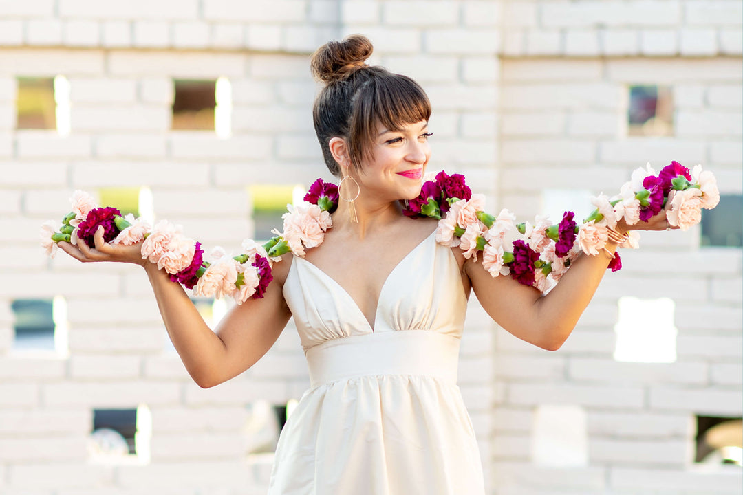 Carnation Garland for the Win | Flower Moxie DIY Wedding Flowers