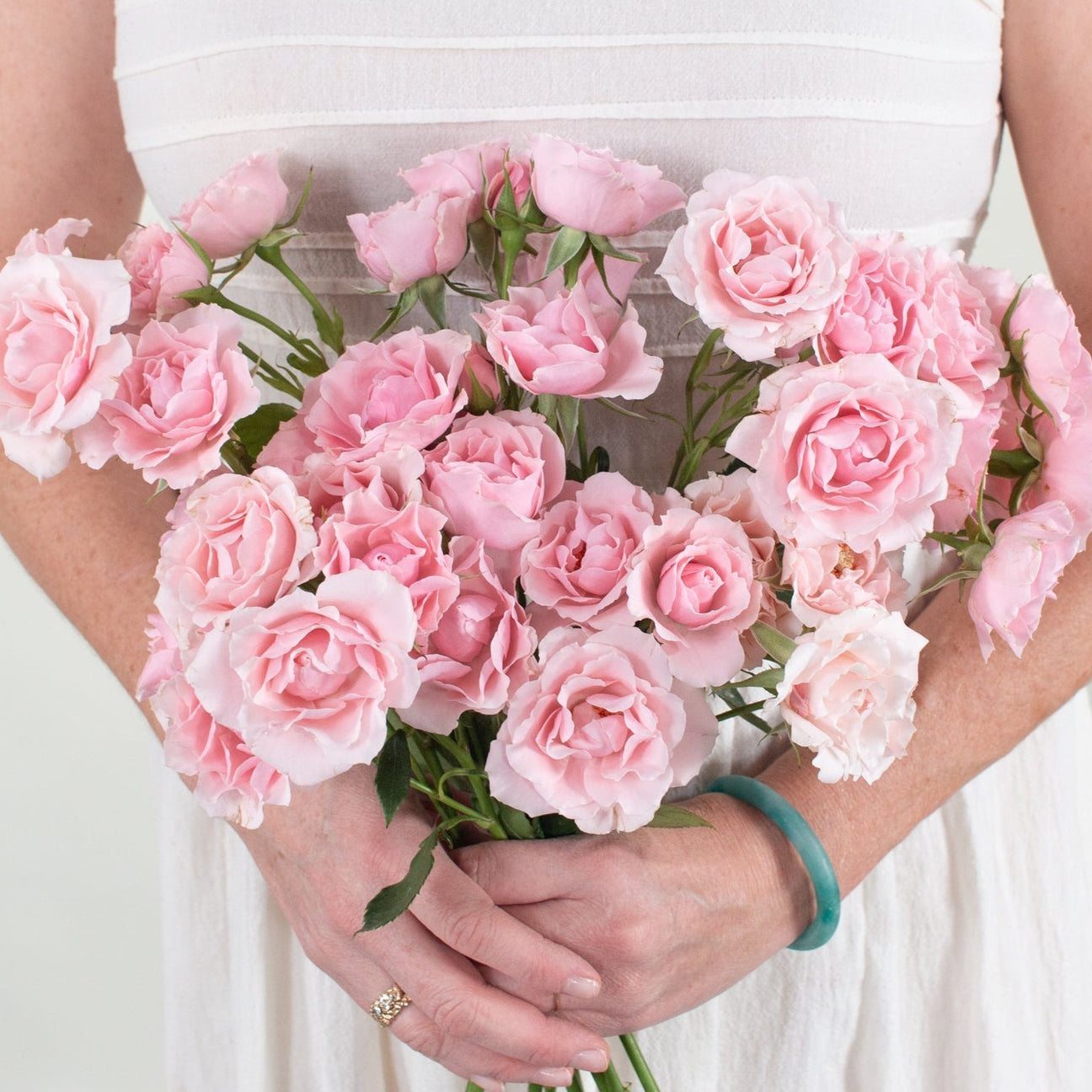 Light Pink Spray Rose Flower | DIY Wedding Flowers | Flower Moxie