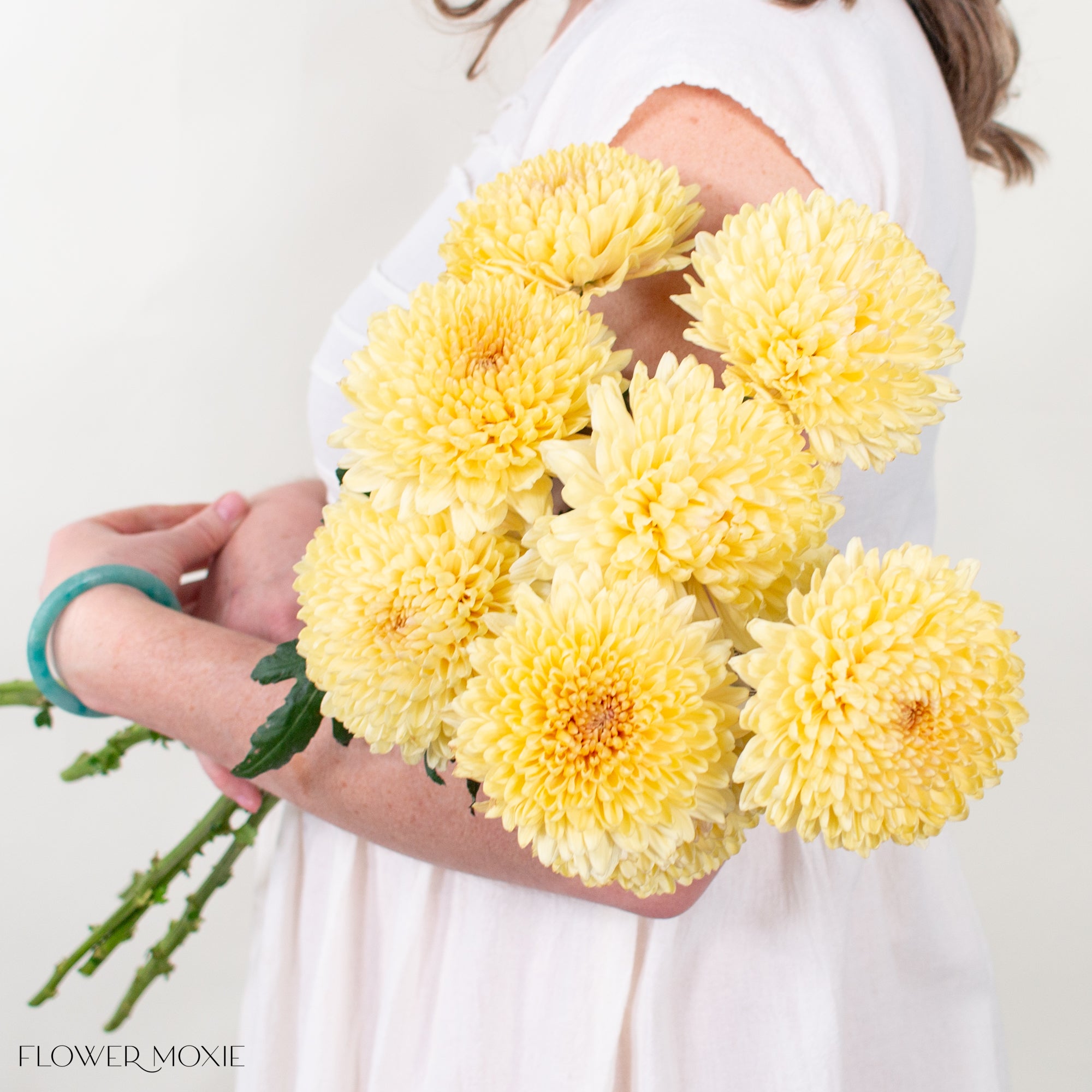 Pale Yellow Cremone Flower | DIY Wedding Flowers | Flower Moxie