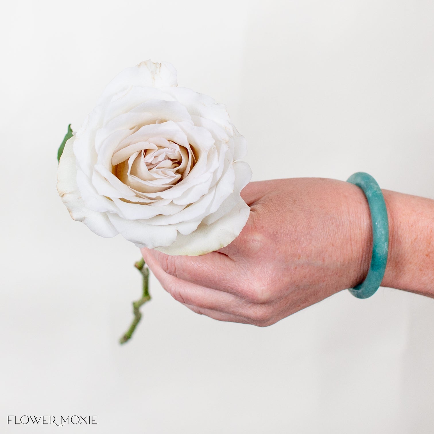 Early Grey Roses | Bulk Fresh DIY Wedding Flowers | Flower Moxie