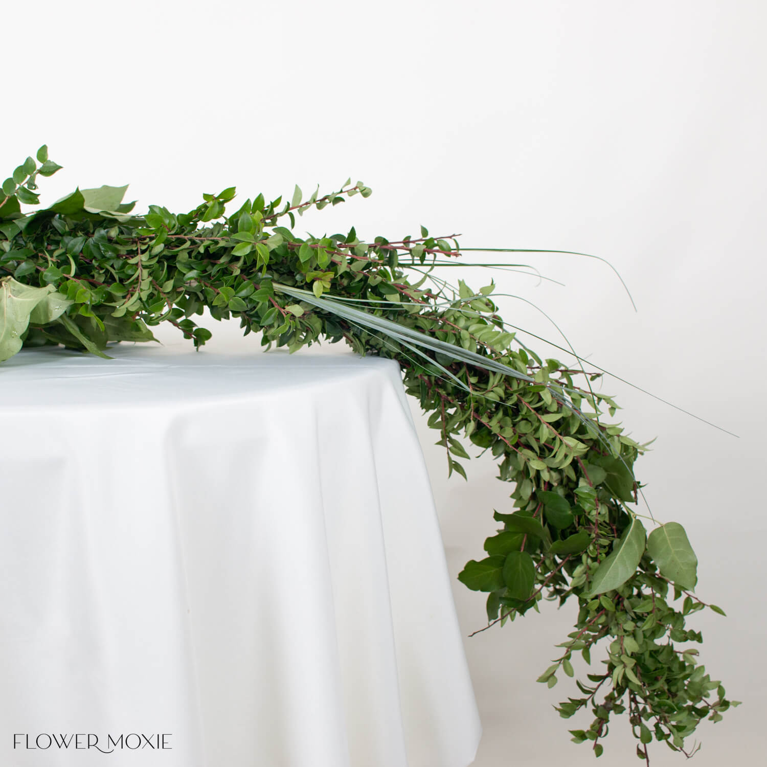 Diy Greenery Garland Wedding Sustainably Foraged (and Free!) Wedding