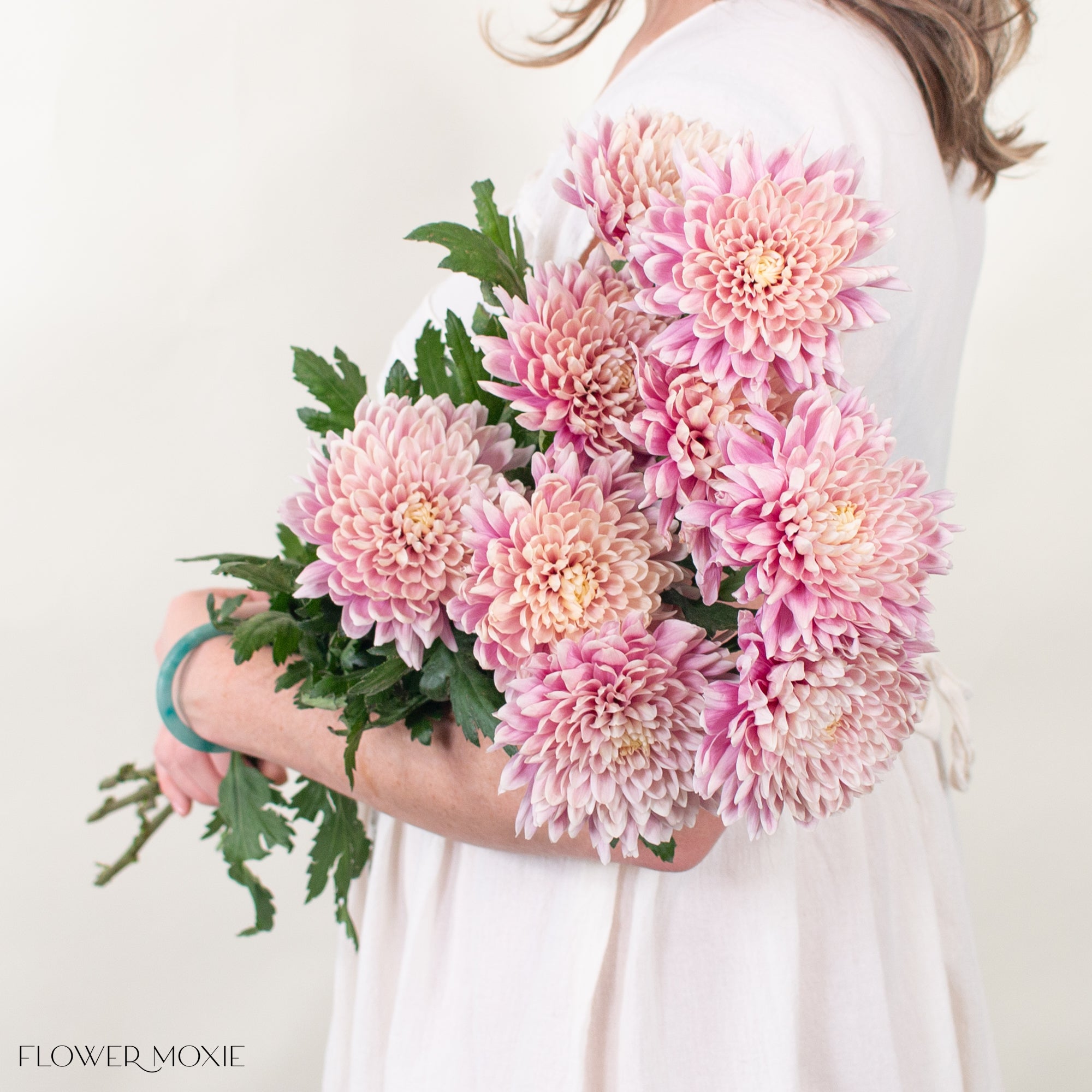 Peachy Pink Cremone Flower | DIY Wedding Flowers | Flower Moxie