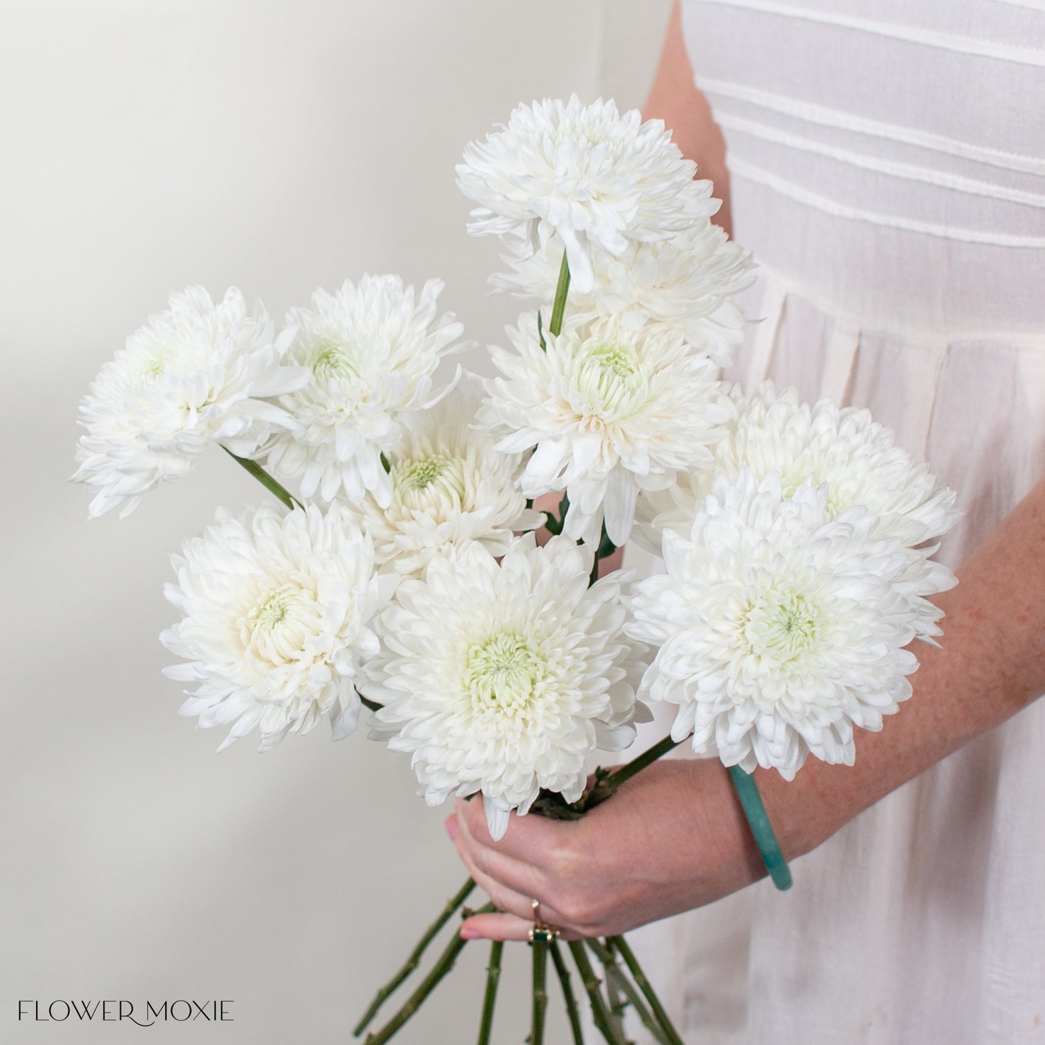 White Cremone Flower | DIY Wedding Flowers | Flower Moxie