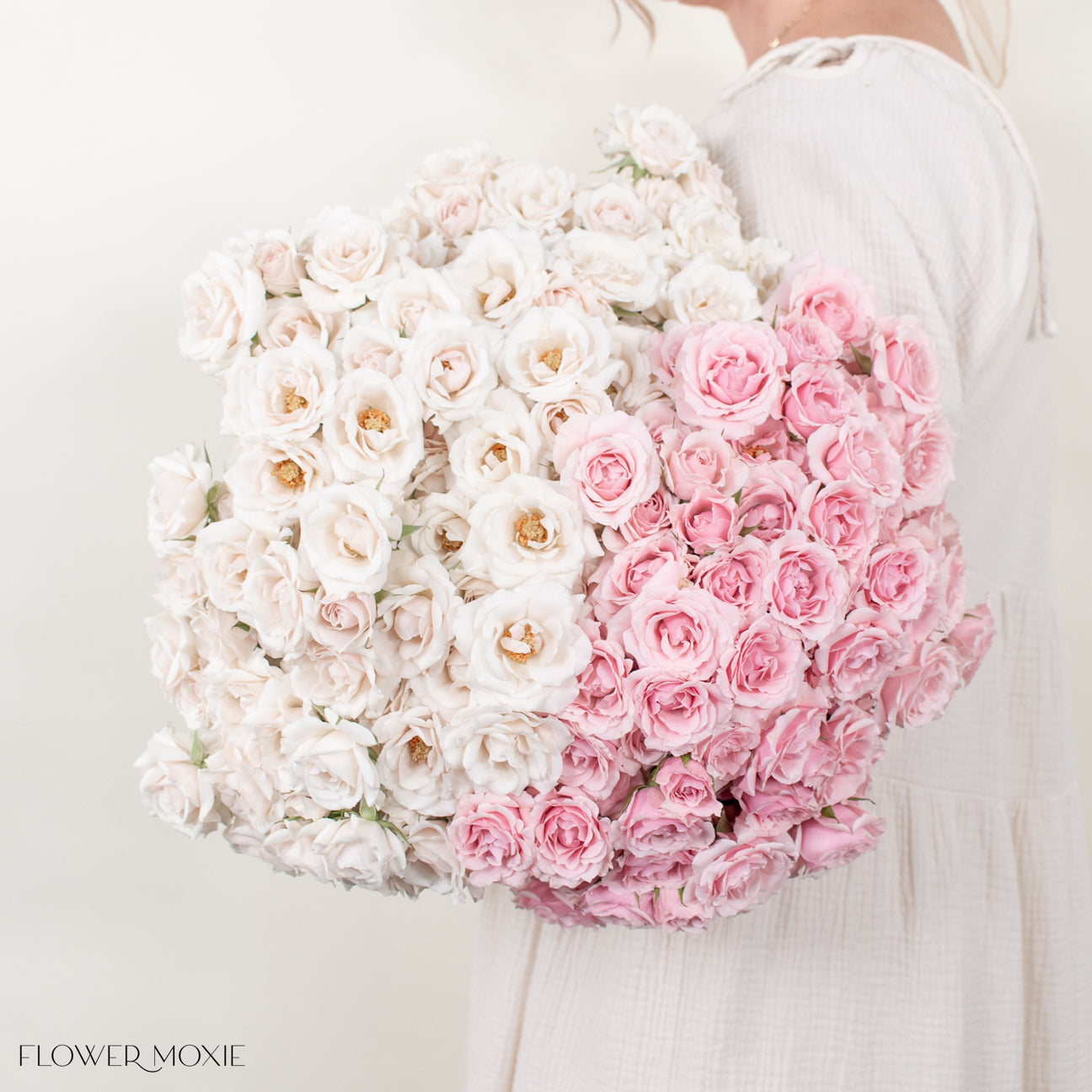 Majolika Spray Roses Mixed Box | Flower Moxie Bulk Flowers