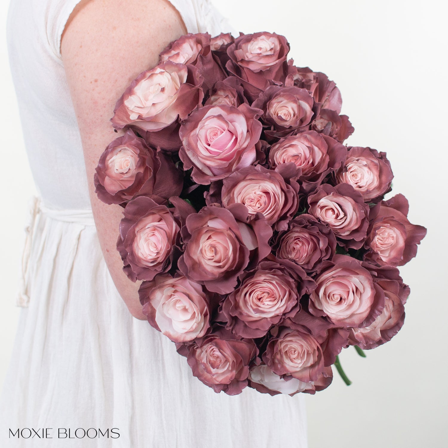 Novelty Roses | Flower Moxie | Roses for DIY Wedding