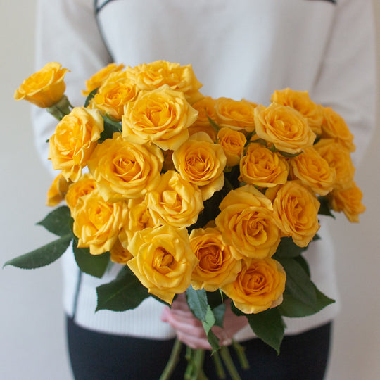 Yellow Spray Rose Flower | DIY Wedding Flowers | Flower Moxie